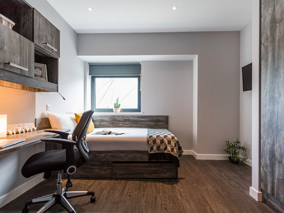 Aparto Queens Court, Reading | Student Accommodation